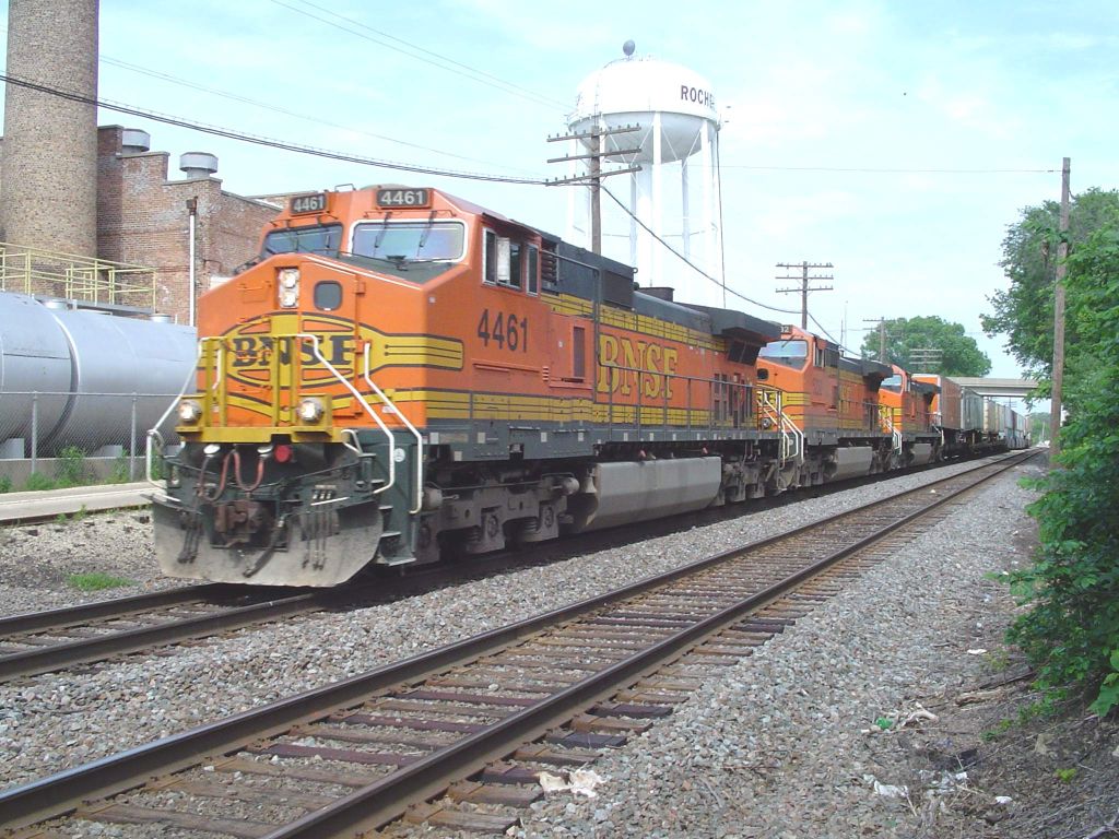 BNSF 4461
